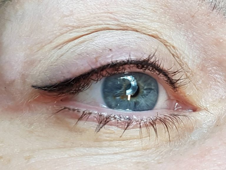 How To Wear Eyeliner And Understand Eye shapes